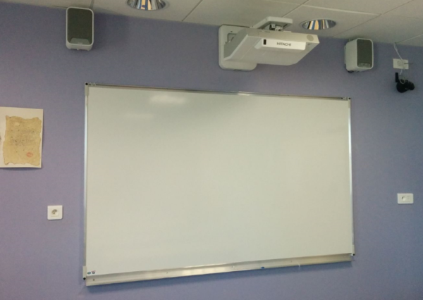 VPI – TBI : Tableau Blanc et VidéoProjecteur Interactifs – NCI-Education